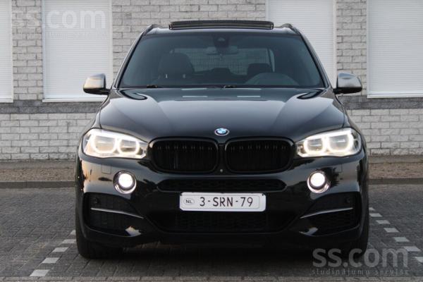 Melns BMW X5 2013 Valmiera, ar dzinēja tilpumu 3.00 L un nobraukumu 300 tūkst. km par 19495 €, foto 8 vietnē AUTOMOTO.COM.LV