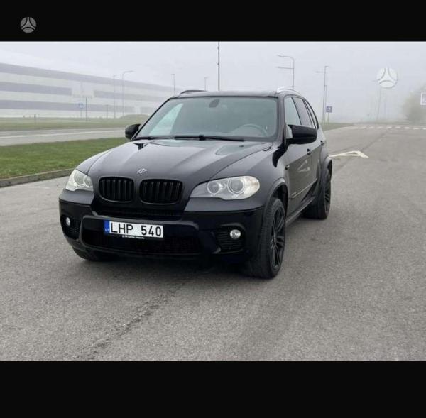 Melns BMW X5 2013 Klaipėda, ar dzinēja tilpumu 2.98 L un nobraukumu 280 tūkst. km par 10500 €, foto 2 vietnē AUTOMOTO.COM.LV
