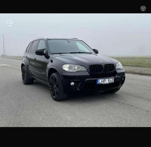 Melns BMW X5 2013 Klaipėda, ar dzinēja tilpumu 2.98 L un nobraukumu 280 tūkst. km par 10500 €, foto 4 vietnē AUTOMOTO.COM.LV