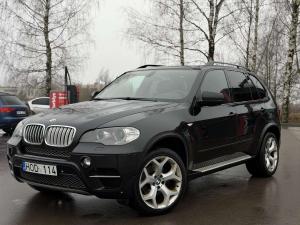 Black BMW X5 2013 in Rokiskis, with an engine capacity of 2.99 L and mileage of 164 thousand km for 9250 €, photo 2 on AUTOMOTO.COM.LV