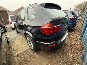 Melns BMW X5 2013 Šauļi, ar dzinēja tilpumu 2.99 L un nobraukumu 288 tūkst. km par 8900 €, foto 3 vietnē AUTOMOTO.COM.LV