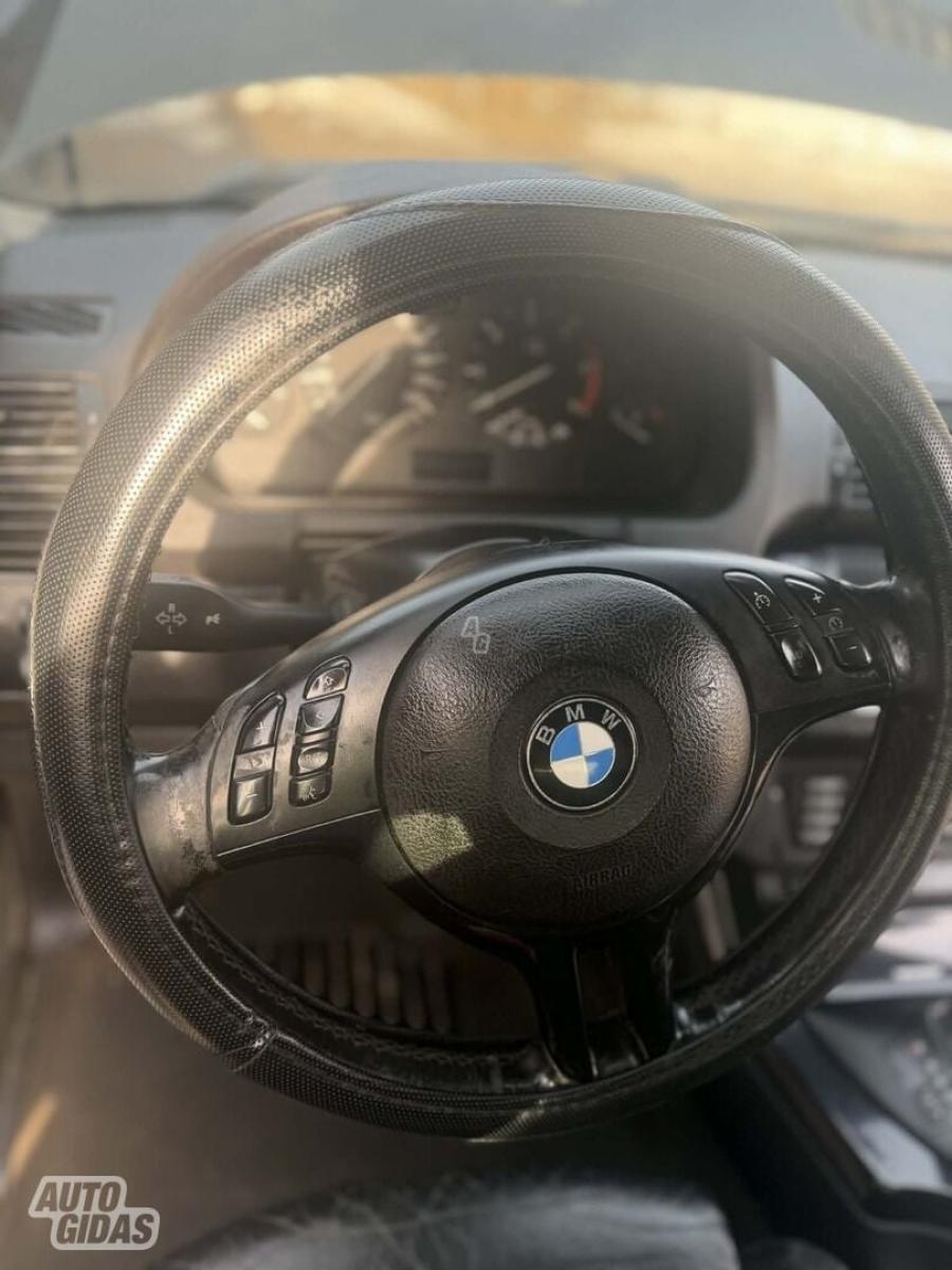 Melns BMW X5 2013 Kretinga, ar dzinēja tilpumu 3.00 L un nobraukumu 320 tūkst. km par 3300 €, foto 5 vietnē AUTOMOTO.COM.LV