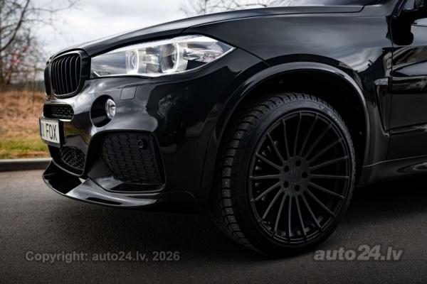 Melns BMW X5 2013 Tallina, ar dzinēja tilpumu 3.00 L un nobraukumu 292 tūkst. km par 17990 €, foto 4 vietnē AUTOMOTO.COM.LV
