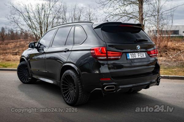 Melns BMW X5 2013 Tallina, ar dzinēja tilpumu 3.00 L un nobraukumu 292 tūkst. km par 17990 €, foto 8 vietnē AUTOMOTO.COM.LV