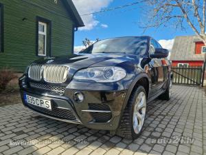 Black BMW X5 2013 in Tallinn, with an engine capacity of 3.00 L and mileage of 212 thousand km for 16900 €, photo 4 on AUTOMOTO.COM.LV