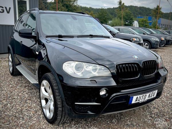 Melns BMW X5 2013 Viļņa, ar dzinēja tilpumu 3.00 L un nobraukumu 222 tūkst. km par 11999 €, foto 5 vietnē AUTOMOTO.COM.LV