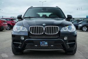 Melns BMW X5 2013 Marijampole, ar dzinēja tilpumu 3.00 L un nobraukumu 337 tūkst. km par 11750 €, foto 4 vietnē AUTOMOTO.COM.LV
