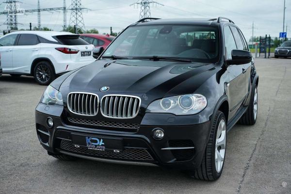 Black BMW X5 2013 in Marijampole, with an engine capacity of 3.00 L and mileage of 337 thousand km for 11750 €, photo 4 on AUTOMOTO.COM.LV
