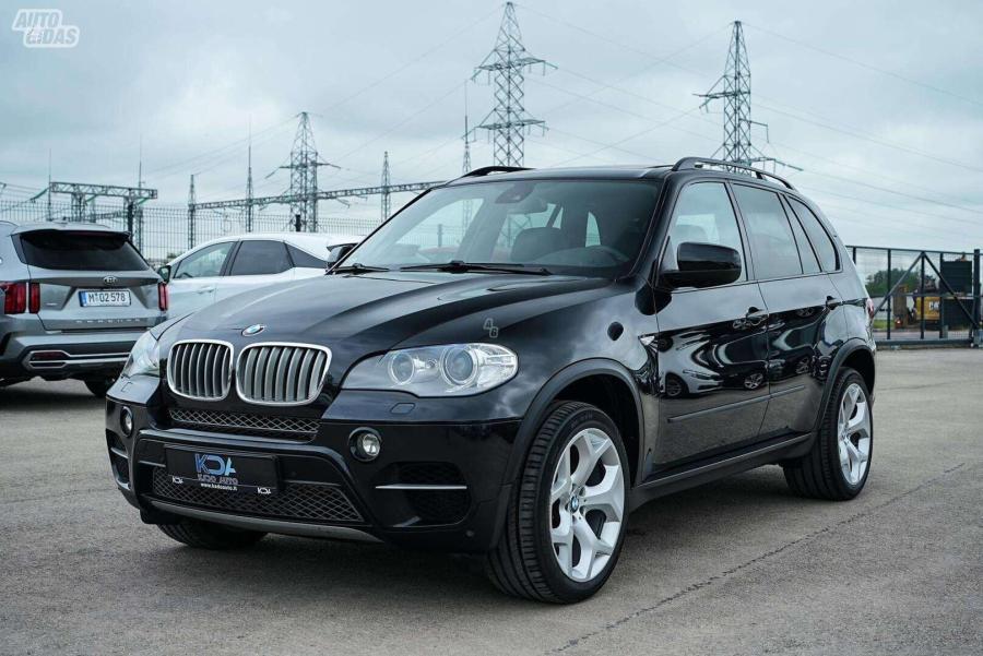 Melns BMW X5 2013 Marijampole, ar dzinēja tilpumu 3.00 L un nobraukumu 337 tūkst. km par 11750 €, foto 6 vietnē AUTOMOTO.COM.LV