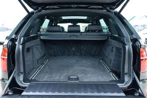 Melns BMW X5 2013 Marijampole, ar dzinēja tilpumu 3.00 L un nobraukumu 337 tūkst. km par 11750 €, foto 15 vietnē AUTOMOTO.COM.LV