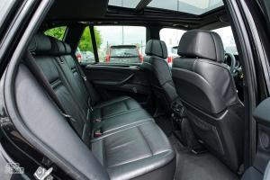 Melns BMW X5 2013 Marijampole, ar dzinēja tilpumu 3.00 L un nobraukumu 337 tūkst. km par 11750 €, foto 35 vietnē AUTOMOTO.COM.LV
