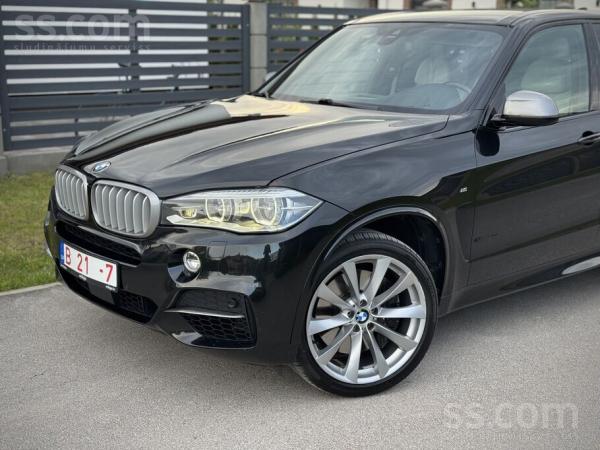 Melns BMW X5 2013 Jelgava, ar dzinēja tilpumu 3.00 L un nobraukumu 293 tūkst. km par 19200 €, foto 2 vietnē AUTOMOTO.COM.LV