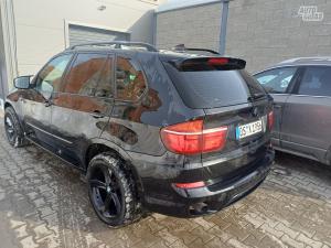 Черный БМВ Х5 2013 в Кретинга, объемом двигателя 3.00 л и пробегом 185 тыс. км за 9600 €, фото  на AUTOMOTO.COM.LV
