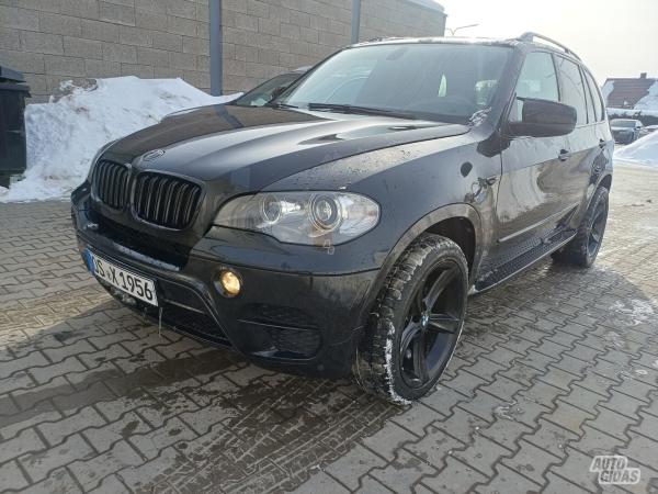 Melns BMW X5 2013 Kretinga, ar dzinēja tilpumu 3.00 L un nobraukumu 185 tūkst. km par 9600 €, foto 6 vietnē AUTOMOTO.COM.LV