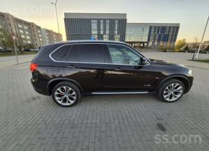 Melns BMW X5 2013 Rīga, ar dzinēja tilpumu 3.00 L un nobraukumu 271 tūkst. km par 22900 €, foto 15 vietnē AUTOMOTO.COM.LV