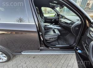 Melns BMW X5 2013 Rīga, ar dzinēja tilpumu 3.00 L un nobraukumu 271 tūkst. km par 22900 €, foto 17 vietnē AUTOMOTO.COM.LV