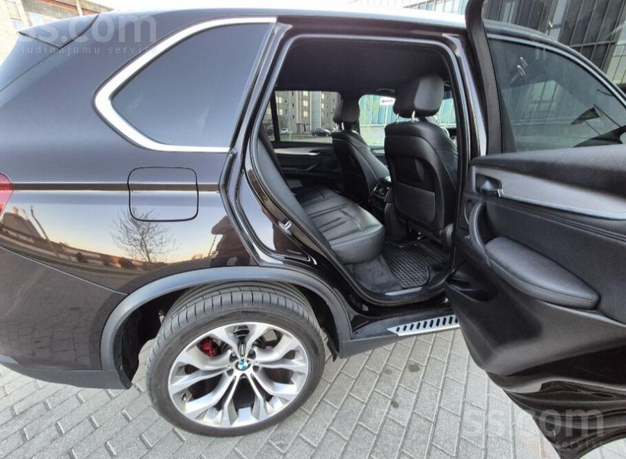Melns BMW X5 2013 Rīga, ar dzinēja tilpumu 3.00 L un nobraukumu 271 tūkst. km par 22900 €, foto 20 vietnē AUTOMOTO.COM.LV