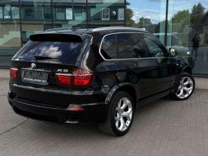 Black BMW X5 2013 in Utena, with an engine capacity of 2.99 L and mileage of 331 thousand km for 9990 €, photo 6 on AUTOMOTO.COM.LV