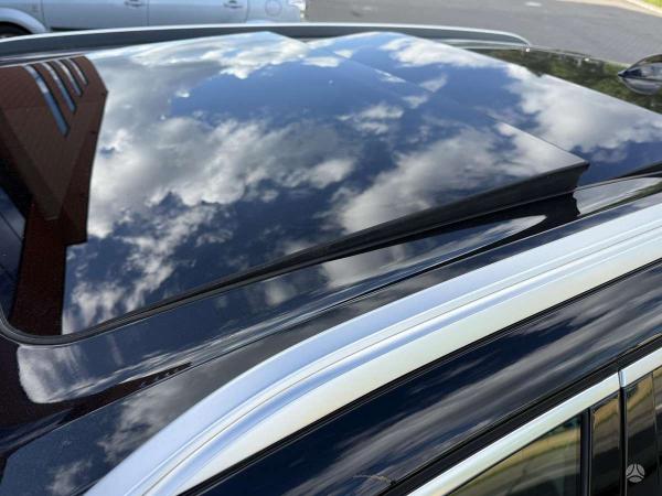 Black BMW X5 2013 in Utena, with an engine capacity of 2.99 L and mileage of 331 thousand km for 9990 €, photo 9 on AUTOMOTO.COM.LV