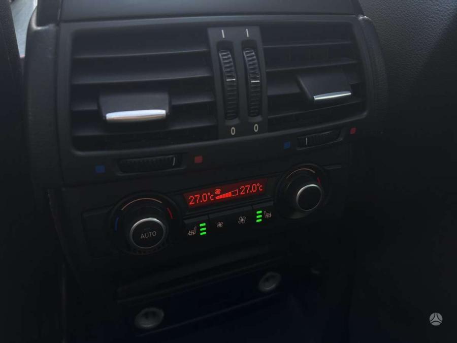 Black BMW X5 2013 in Kaunas, with an engine capacity of 3.00 L and mileage of 222 thousand km for 11999 €, photo 16 on AUTOMOTO.COM.LV