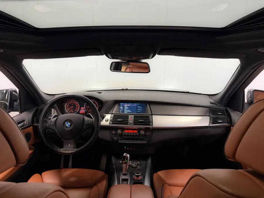 Black BMW X5 2013 in Jurmala, with an engine capacity of 3.00 L and mileage of 284 thousand km for 15695 €, photo 19 on AUTOMOTO.COM.LV