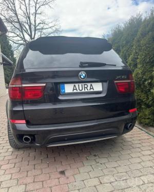 Black BMW X5 2013 in Dobele, with an engine capacity of 3.00 L and mileage of 224 thousand km for 10500 €, photo 3 on AUTOMOTO.COM.LV