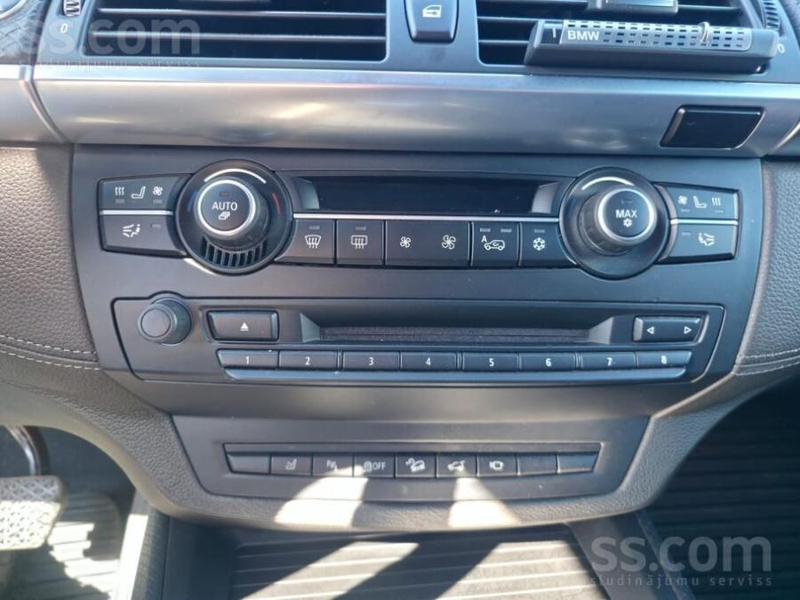 Melns BMW X5 2013 Rīga, ar dzinēja tilpumu 3.00 L un nobraukumu 201 tūkst. km par 16000 €, foto 7 vietnē AUTOMOTO.COM.LV