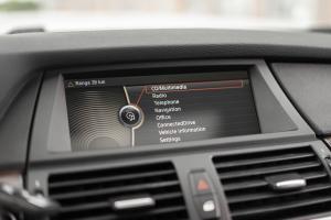 Melns BMW X5 2013 Rīga, ar dzinēja tilpumu 3.00 L un nobraukumu 276 tūkst. km par 12990 €, foto 19 vietnē AUTOMOTO.COM.LV