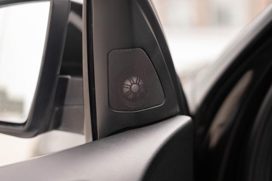 Melns BMW X5 2013 Rīga, ar dzinēja tilpumu 3.00 L un nobraukumu 276 tūkst. km par 12990 €, foto 25 vietnē AUTOMOTO.COM.LV