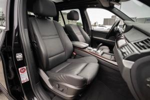 Melns BMW X5 2013 Rīga, ar dzinēja tilpumu 3.00 L un nobraukumu 276 tūkst. km par 12990 €, foto 28 vietnē AUTOMOTO.COM.LV