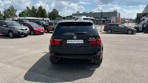 Melns BMW X5 2013 Marijampole, ar dzinēja tilpumu 2.99 L un nobraukumu 268 tūkst. km par 12300 €, foto 6 vietnē AUTOMOTO.COM.LV