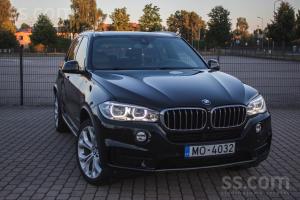 Melns BMW X5 2013 Jelgava, ar dzinēja tilpumu 3.00 L un nobraukumu 258 tūkst. km par 22500 €, foto 6 vietnē AUTOMOTO.COM.LV