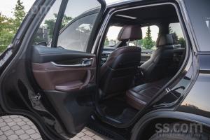 Melns BMW X5 2013 Jelgava, ar dzinēja tilpumu 3.00 L un nobraukumu 258 tūkst. km par 22500 €, foto 9 vietnē AUTOMOTO.COM.LV