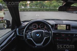 Melns BMW X5 2013 Jelgava, ar dzinēja tilpumu 3.00 L un nobraukumu 258 tūkst. km par 22500 €, foto 12 vietnē AUTOMOTO.COM.LV