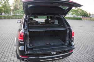 Melns BMW X5 2013 Jelgava, ar dzinēja tilpumu 3.00 L un nobraukumu 258 tūkst. km par 22500 €, foto 14 vietnē AUTOMOTO.COM.LV