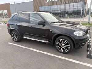 Black BMW X5 2013 in Kaunas, with an engine capacity of 2.99 L and mileage of 170 thousand km for 14990 €, photo 4 on AUTOMOTO.COM.LV