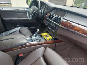 Melns BMW X5 2013 Ogre, ar dzinēja tilpumu 3.00 L un nobraukumu 267 tūkst. km par 10950 €, foto 8 vietnē AUTOMOTO.COM.LV