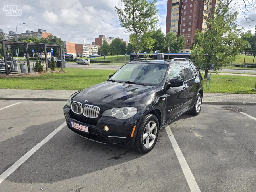 Melns BMW X5 2013 Klaipėda, ar dzinēja tilpumu 3.00 L un nobraukumu 380 tūkst. km par 7500 €, foto 1 vietnē AUTOMOTO.COM.LV