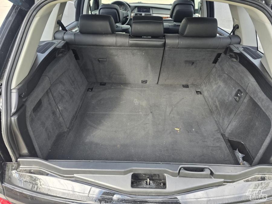 Melns BMW X5 2013 Klaipėda, ar dzinēja tilpumu 3.00 L un nobraukumu 380 tūkst. km par 7500 €, foto 7 vietnē AUTOMOTO.COM.LV