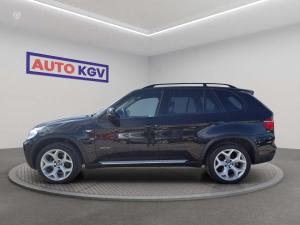 Black BMW X5 2013 in Kaunas, with an engine capacity of 3.00 L and mileage of 222 thousand km for 11999 €, photo 4 on AUTOMOTO.COM.LV
