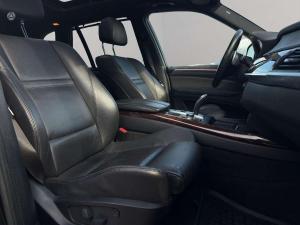 Black BMW X5 2013 in Kaunas, with an engine capacity of 3.00 L and mileage of 222 thousand km for 11999 €, photo 10 on AUTOMOTO.COM.LV