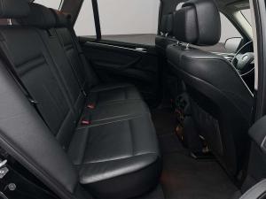Black BMW X5 2013 in Vilnius, with an engine capacity of 3.00 L and mileage of 249 thousand km for 11999 €, photo 10 on AUTOMOTO.COM.LV