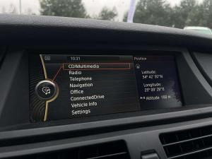 Black BMW X5 2013 in Vilnius, with an engine capacity of 3.00 L and mileage of 249 thousand km for 11999 €, photo 19 on AUTOMOTO.COM.LV