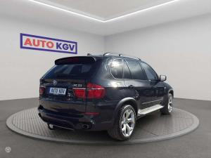 Melns BMW X5 2013 Kauņa, ar dzinēja tilpumu 3.00 L un nobraukumu 222 tūkst. km par 11999 €, foto 7 vietnē AUTOMOTO.COM.LV