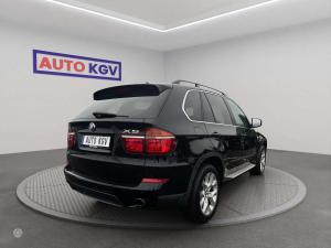 Melns BMW X5 2013 Viļņa, ar dzinēja tilpumu 3.00 L un nobraukumu 249 tūkst. km par 11999 €, foto 5 vietnē AUTOMOTO.COM.LV