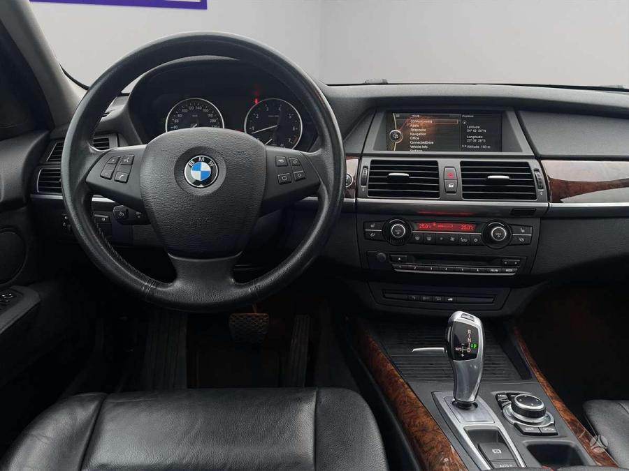 Melns BMW X5 2013 Viļņa, ar dzinēja tilpumu 3.00 L un nobraukumu 249 tūkst. km par 11999 €, foto 13 vietnē AUTOMOTO.COM.LV