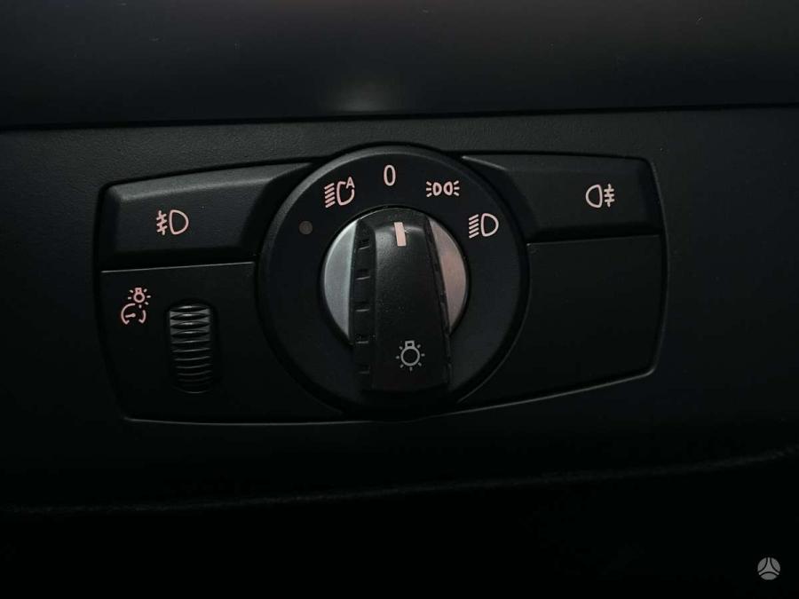 Melns BMW X5 2013 Viļņa, ar dzinēja tilpumu 3.00 L un nobraukumu 249 tūkst. km par 11999 €, foto 15 vietnē AUTOMOTO.COM.LV