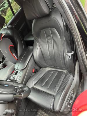 Melns BMW X5 2013 Tallina, ar dzinēja tilpumu 3.00 L un nobraukumu 290 tūkst. km par 22000 €, foto 10 vietnē AUTOMOTO.COM.LV