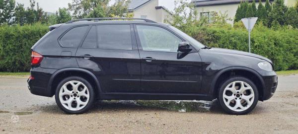 Melns BMW X5 2013 Utena, ar dzinēja tilpumu 2.99 L un nobraukumu 280 tūkst. km par 11250 €, foto 8 vietnē AUTOMOTO.COM.LV