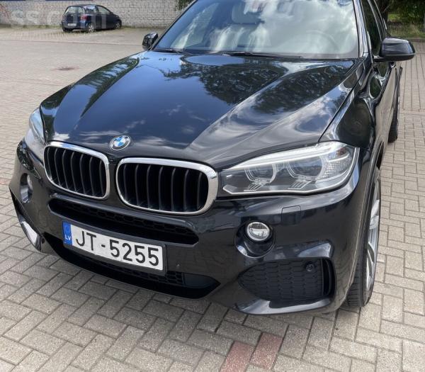 BMW X5 2013 Rīga vietnē Melns BMW X5 2013 Rīga, ar dzinēja tilpumu 3.00 L un nobraukumu 222 tūkst. km par 18900 €, foto 1 vietnē AUTOMOTO.COM.LV